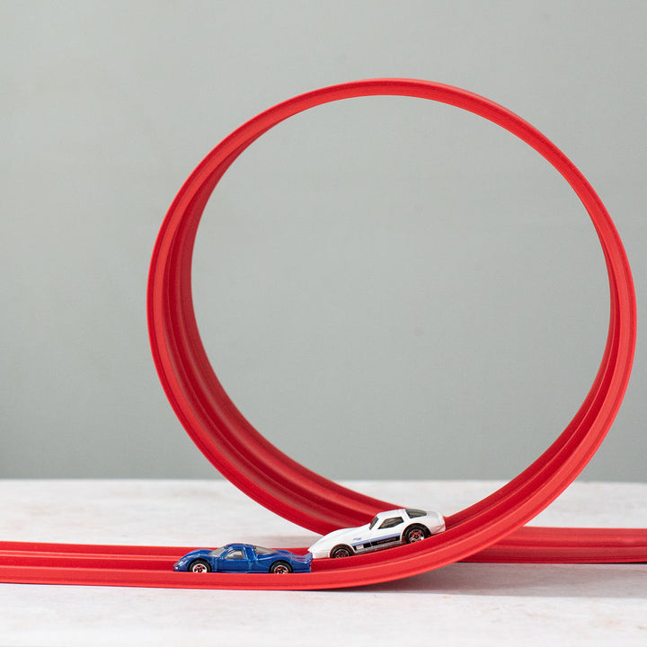 Speed Track UK - The flexible, two lane, toy car race track